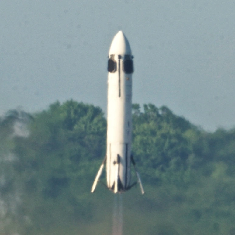 Honda Tests Small Reusable Rocket as Japan Pursues Space Ambitions ...